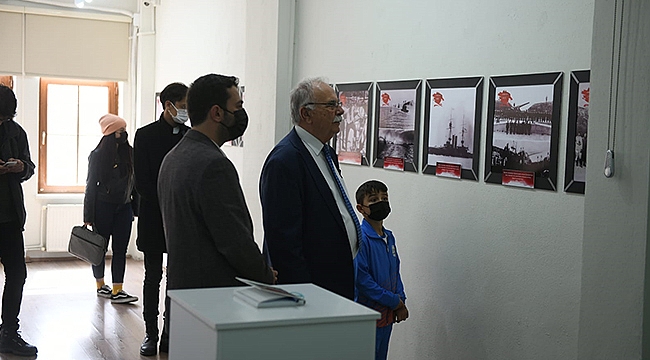 YAZAR VE SANATÇI EVİ'NDE 18 MART DENİZ ZAFERİ SERGİSİ - Gazete Çan YAZAR VE SANATÇI EVİ'NDE 18 MART DENİZ ZAFERİ SERGİSİ - Gazete Çan